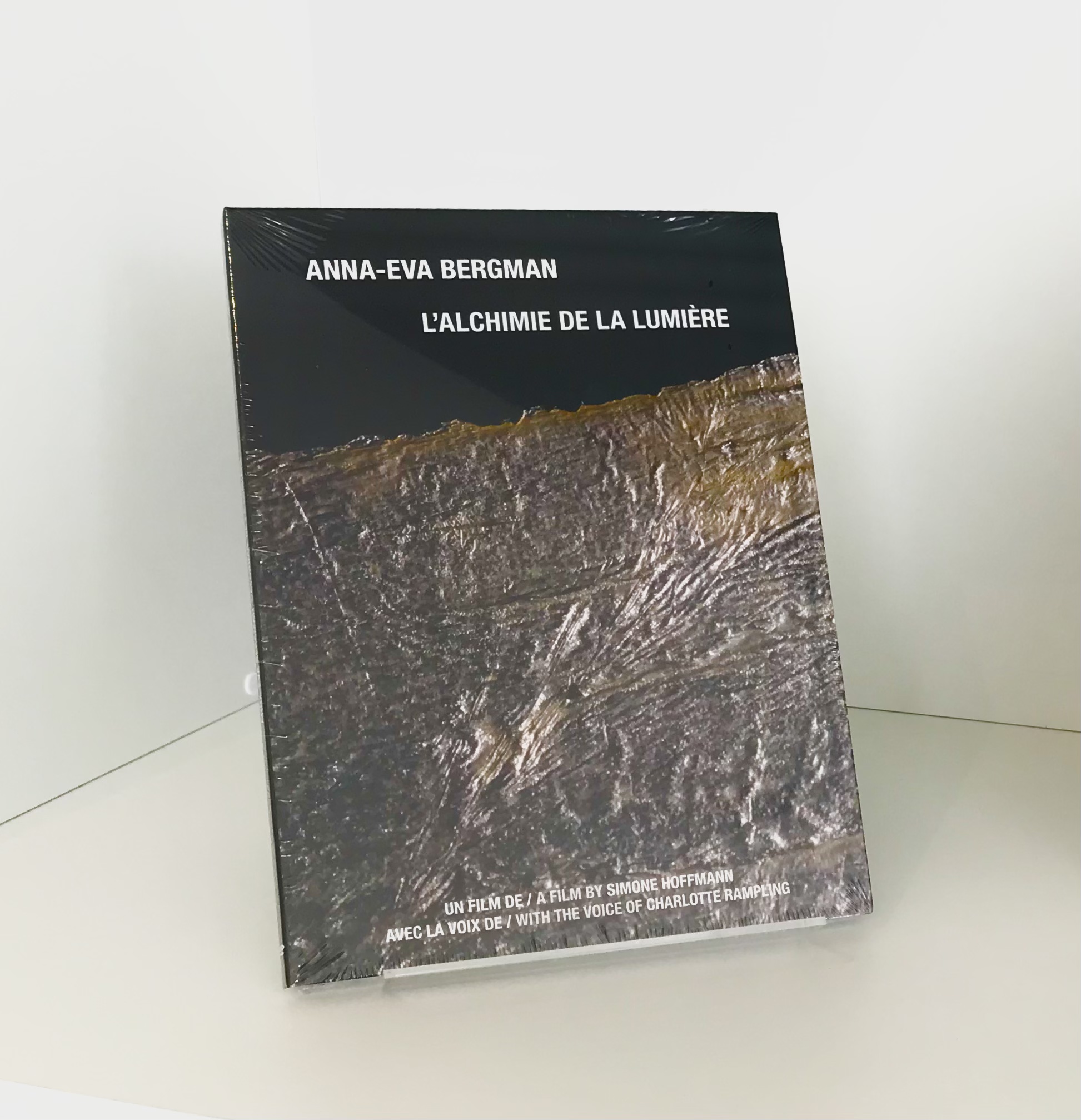 DVD : "Anna-Eva Bergman, peintre alchimiste de la lumière", de Simone ...